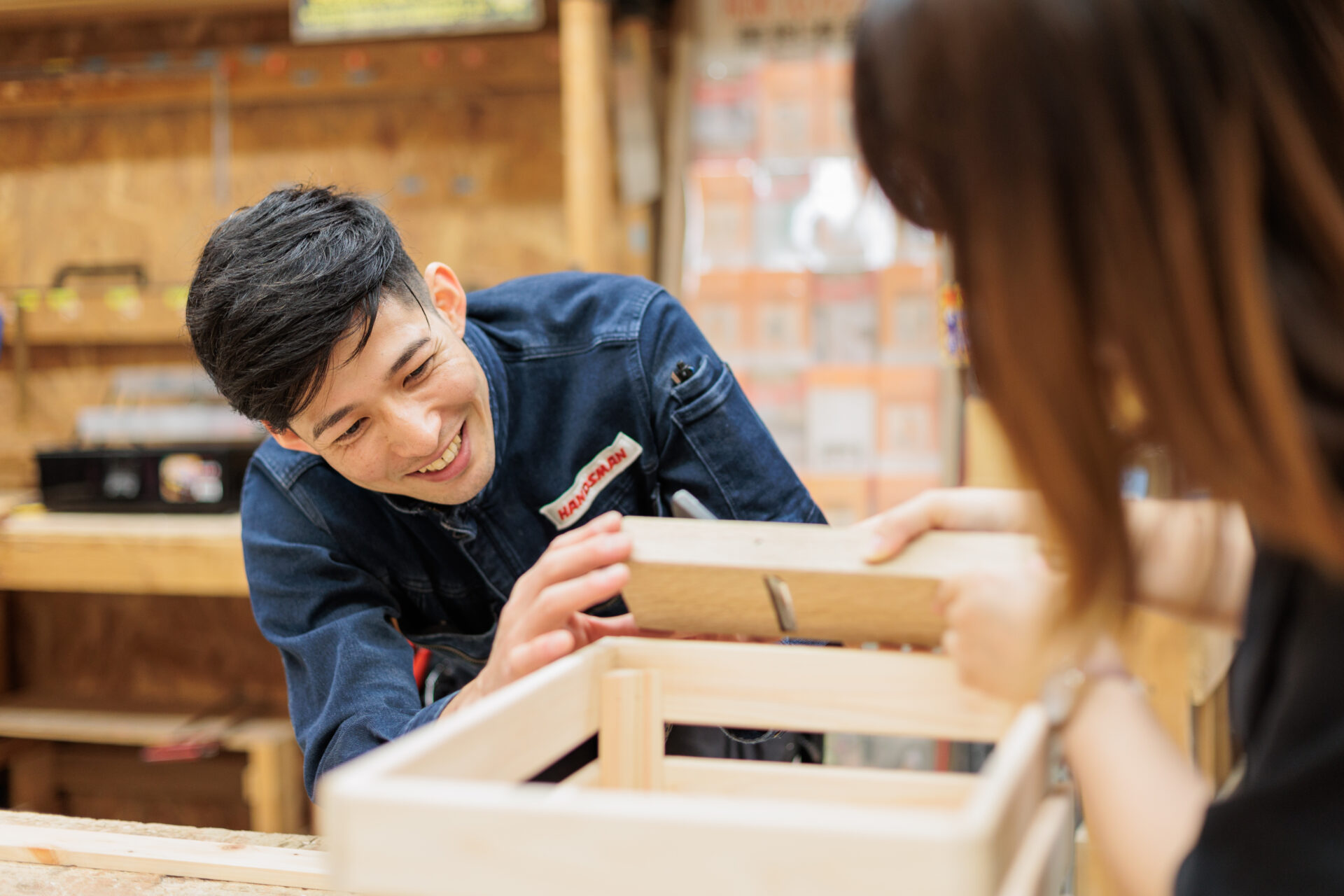 店舗 - 採用サイト｜株式会社ハンズマン